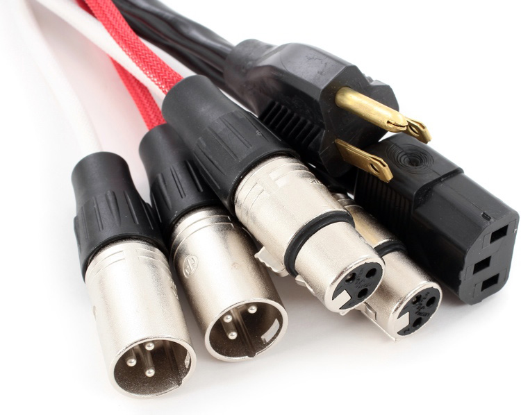 Pro Co EC6-25 Audio/power cable with PowerCon Grey to IEC power channel ...