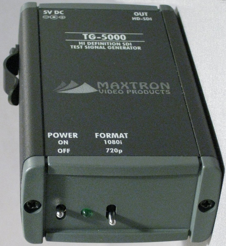 Maxtron TG-5000B HD-SDI Pattern Gen With Internal Li-ion Battery