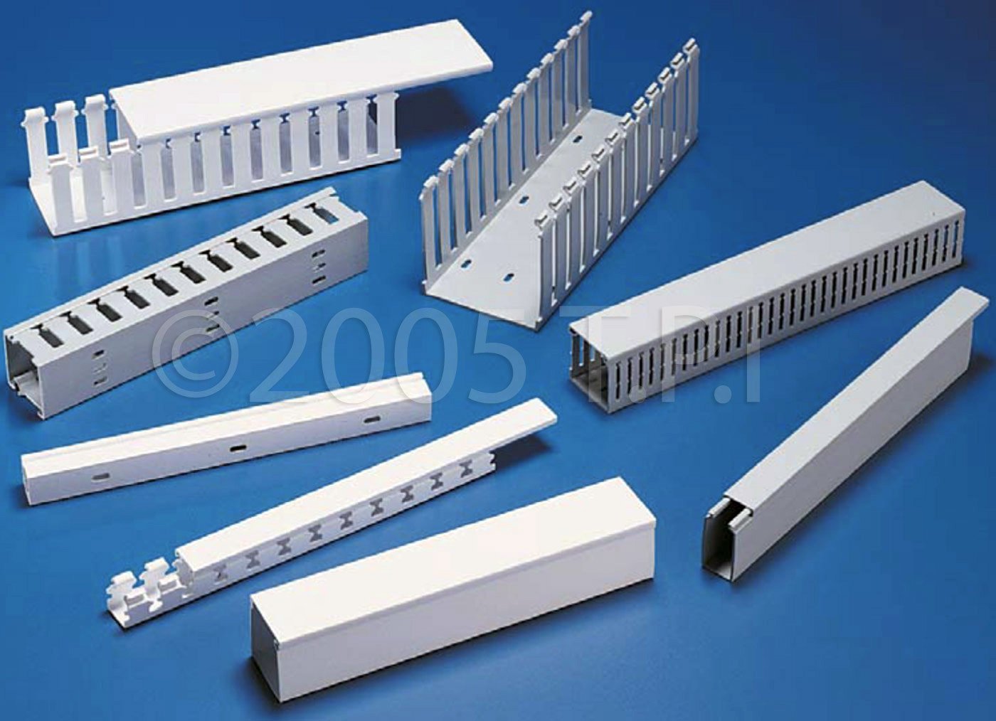 HellermannTyton 181-91004 1-Inch Wide 6 Foot Length PVC Wiring Duct ...