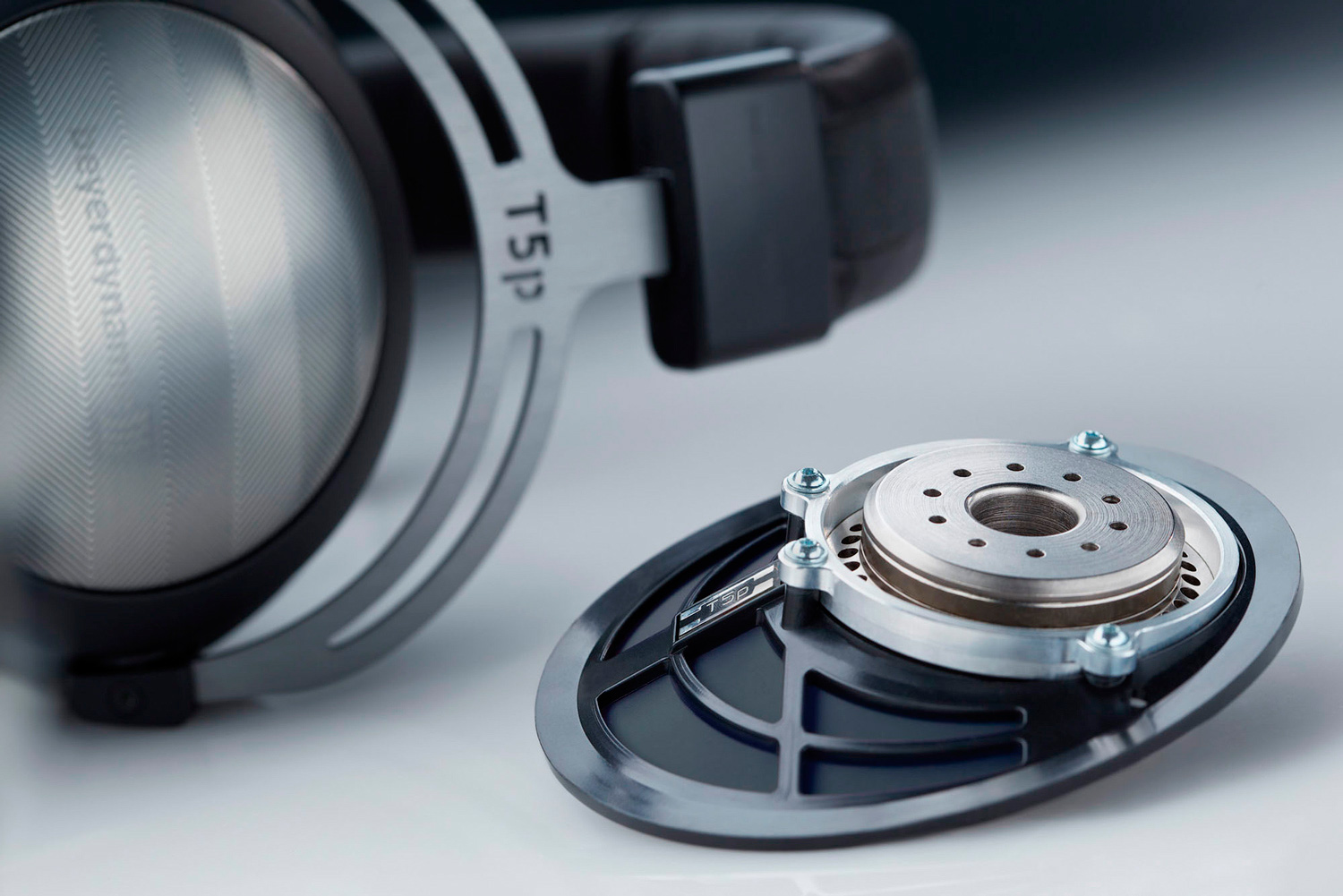 Beyerdynamic T5p Audiophile Portable Stereo Headphones