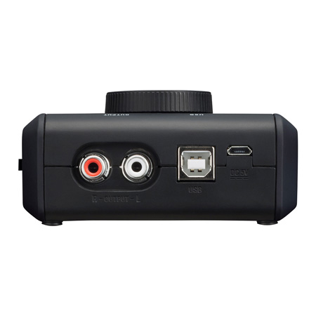 ZOOM U-22 Mic & Line Level USB Audio Interface